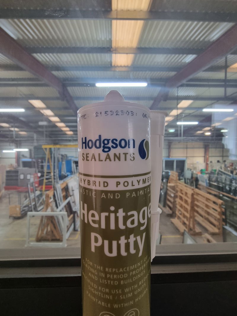 Heritage Sealed Units Putty - CS Glaziers
