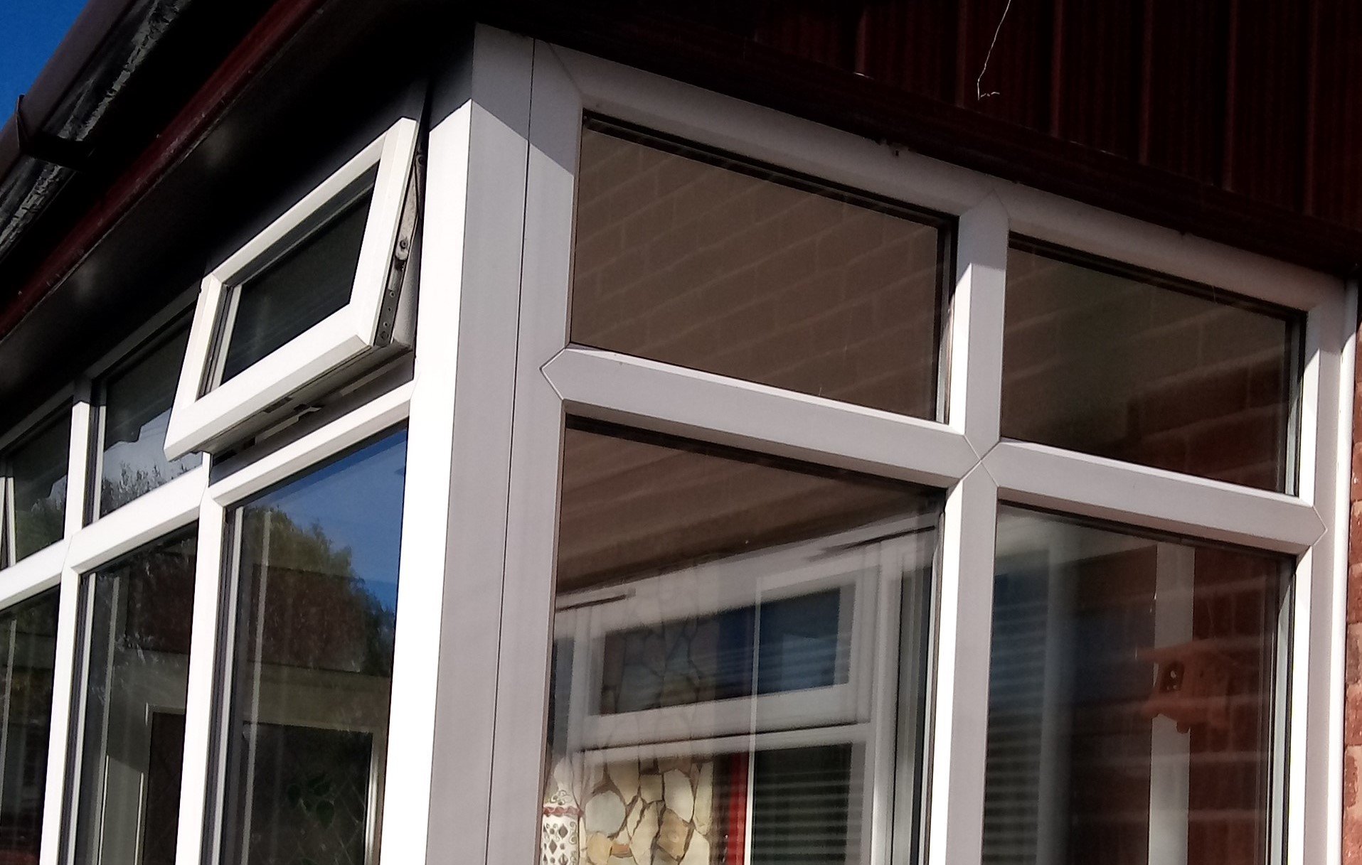 Toughened Safety Glass Solutions for Porch Transformations